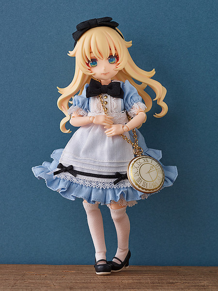 PARDOLL: Alice (Image 1/6)